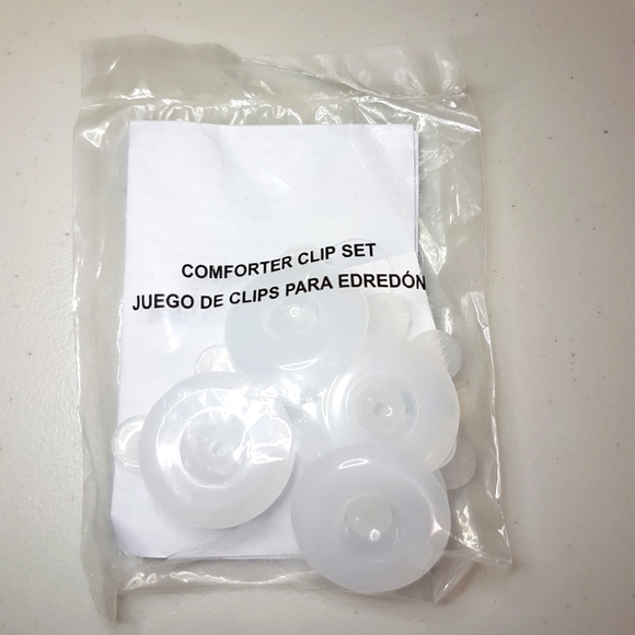 Avon | Bedding | Avon Comforter Clip Set Duvet Clips | Poshmark